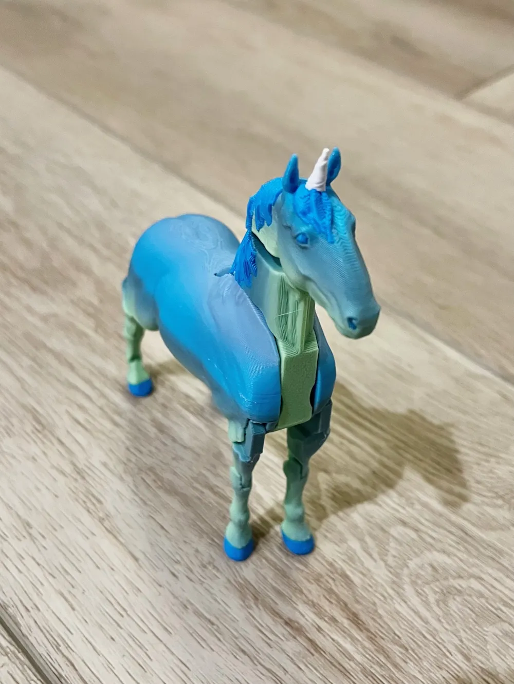Articulated Unicorn (Print-in-Place) - Free 3D Print Model - MakerWorld