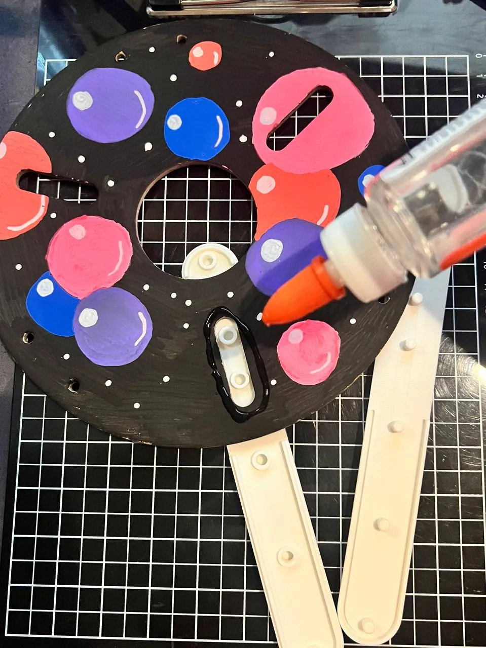 Cardboard Spool Hand Fan/Sign by Printorok - MakerWorld