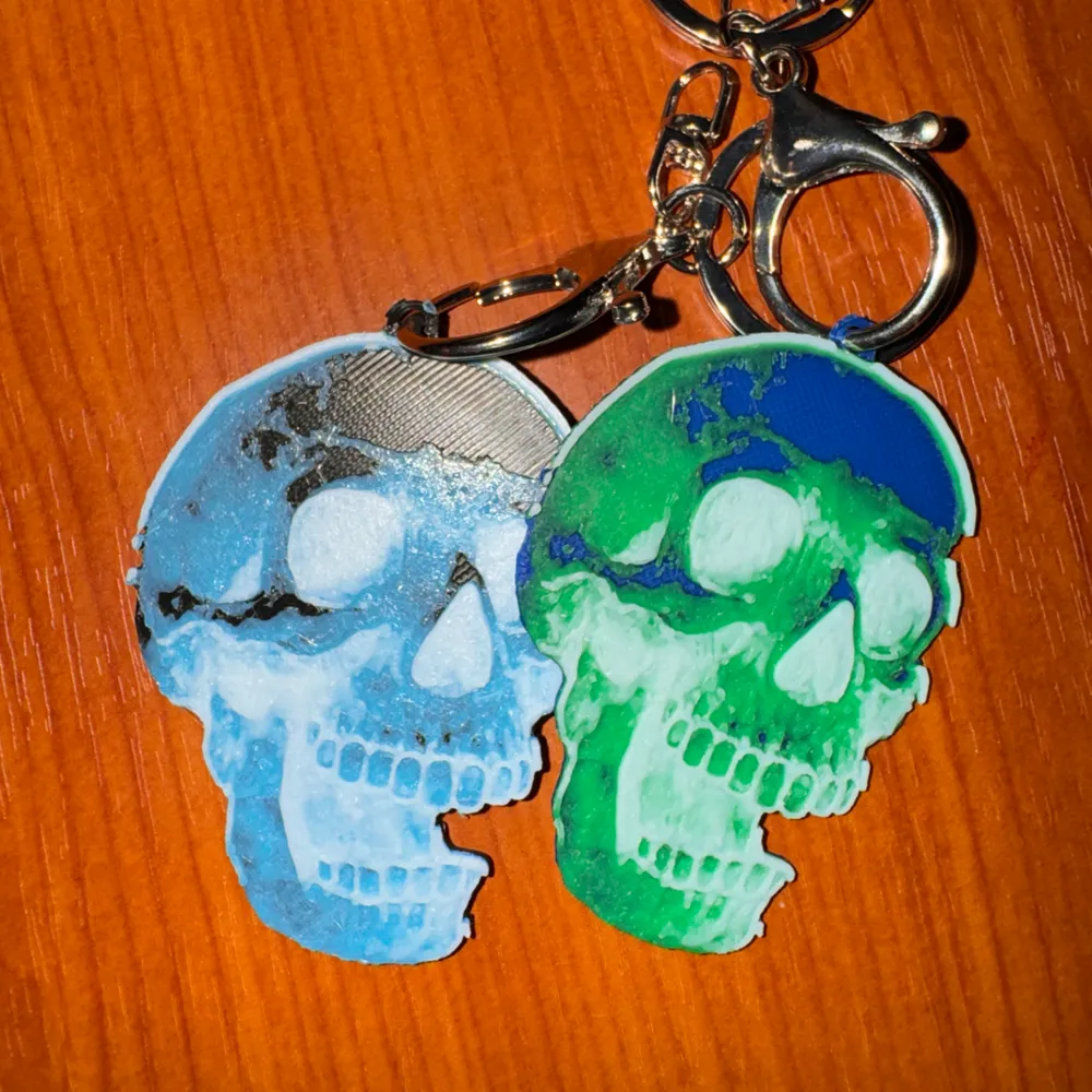 Glow Effect Skull Keychain by cyanidesugar - MakerWorld