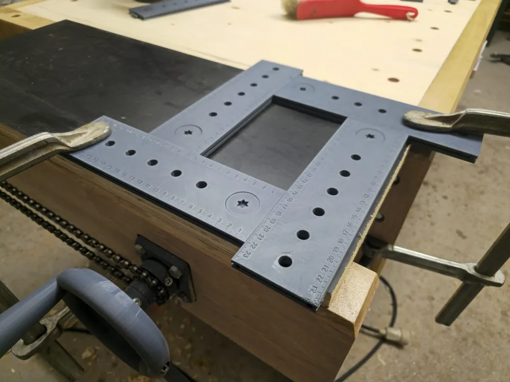 Modular Router Frame System by ChriZ MakerWorld: Download Free 3D Models