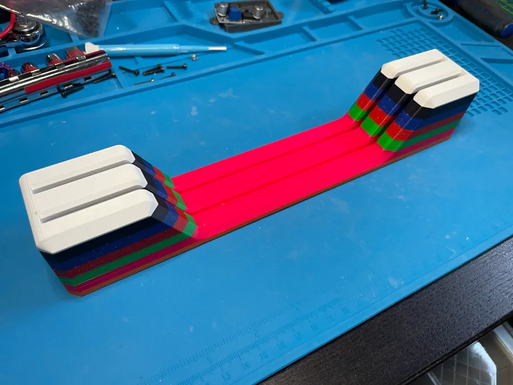 Lightyear Garolite Build Plate Stand by muell300 - MakerWorld