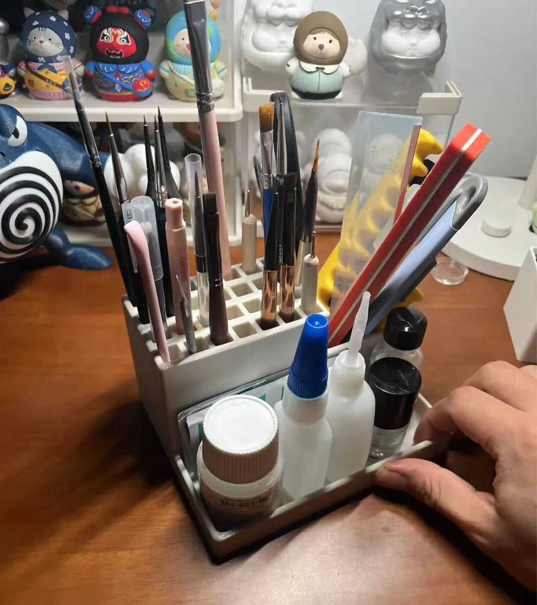 Acrylic paint brush pen holder by 张一凡 - MakerWorld