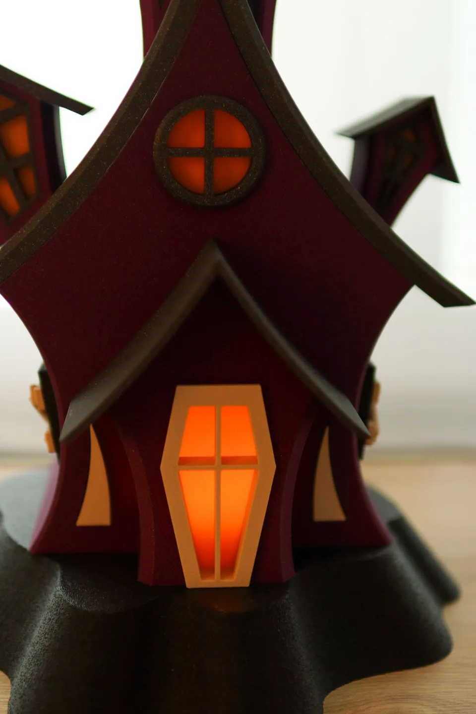 Skippers Halloween House - Free 3D Print Model - MakerWorld