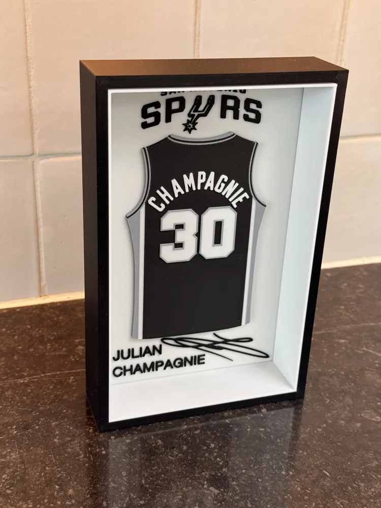 Julian Champagnie- San Antonio Spurs- Marco de Camiseta - Modelo de ...