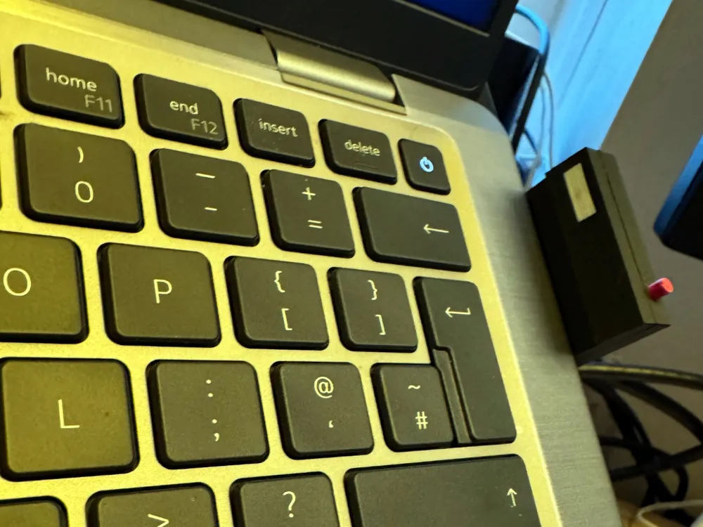 ZX Spectrum Hardware Peripheral USB Stick Housing by tom.dalby - MakerWorld