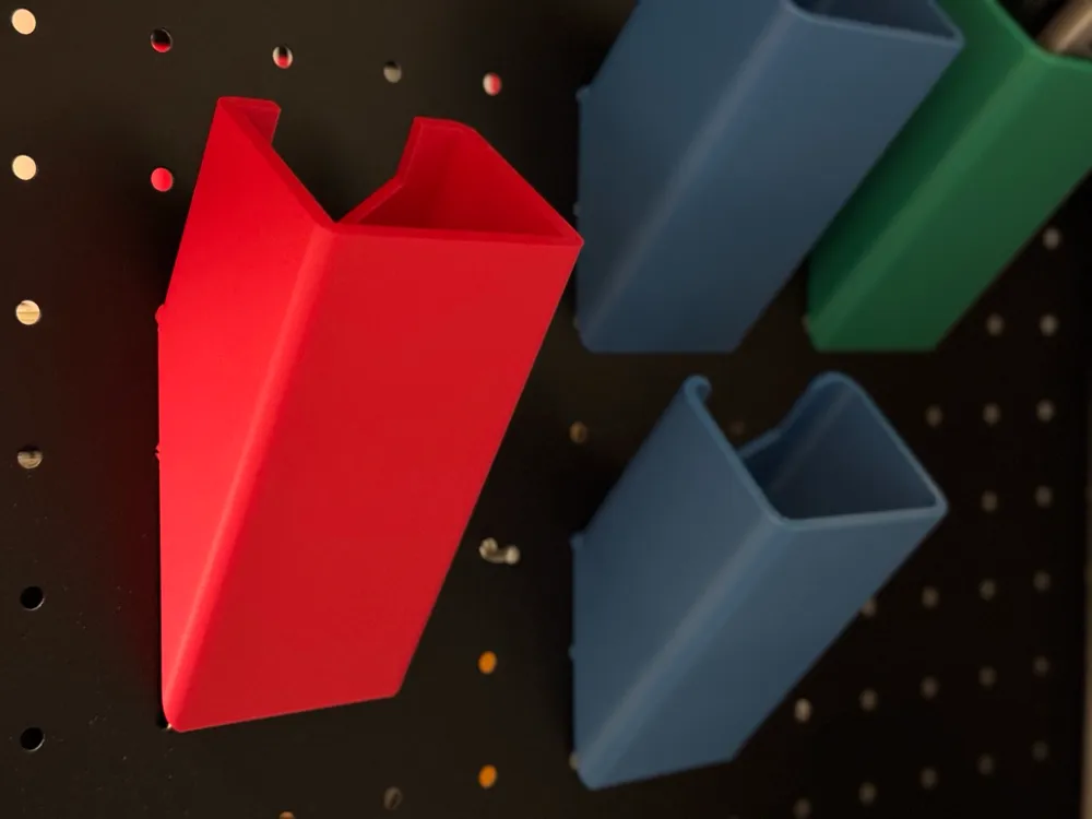 3cm x 3cm Pegboard Storage box by godrm-3po - MakerWorld