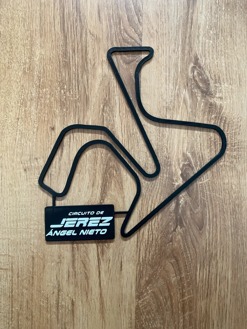 Circuito de Jerez track map with nameplate by Raimonds - MakerWorld