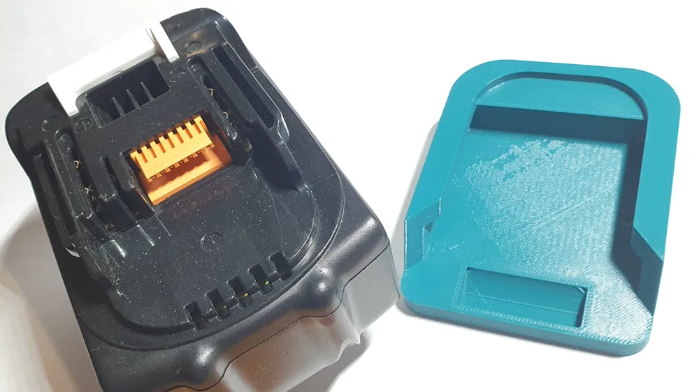 Makita LXT dust cover battery cap protection by bolza89 - MakerWorld