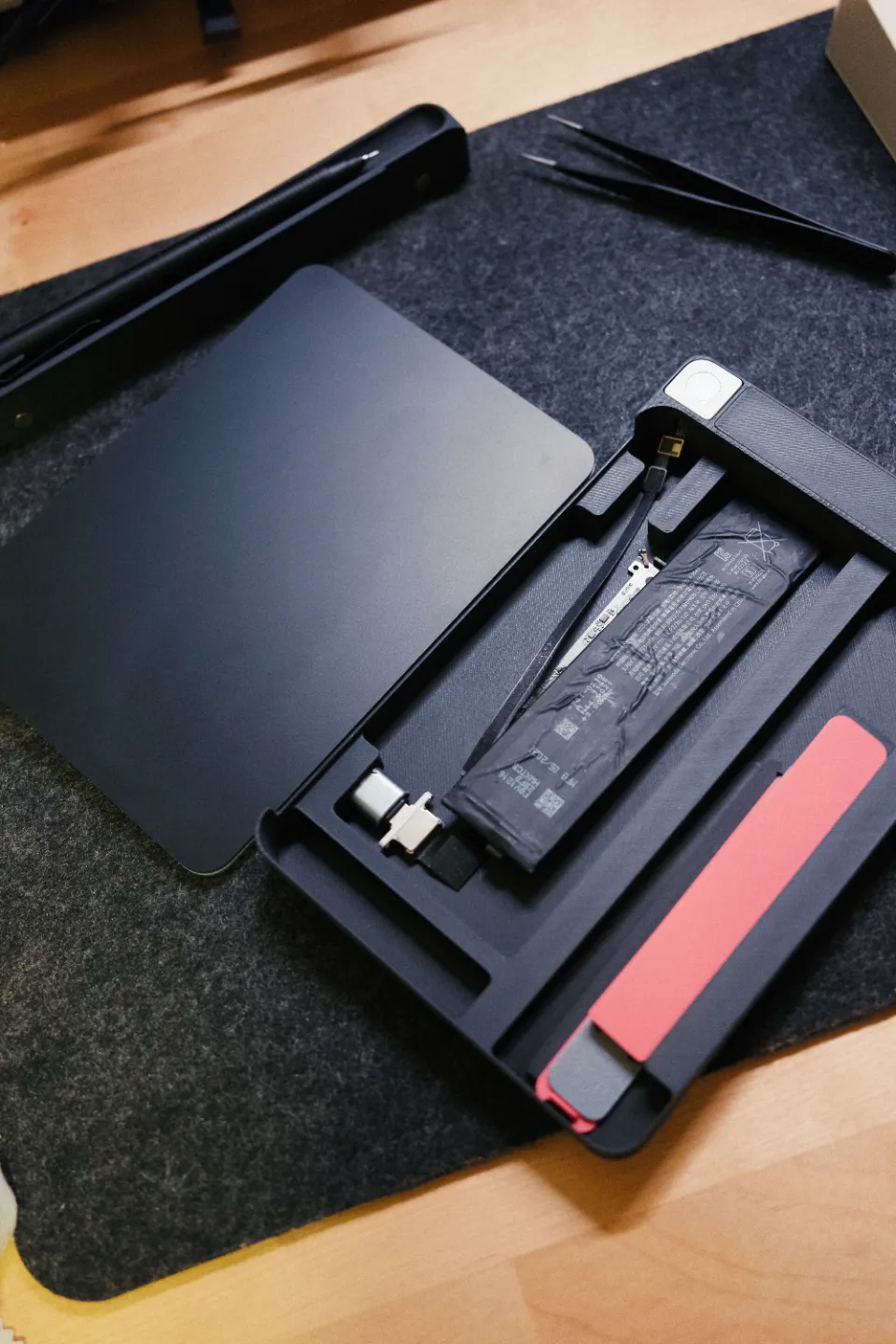 Magic Trackpad + Touch ID Mod Kit by Dave - MakerWorld