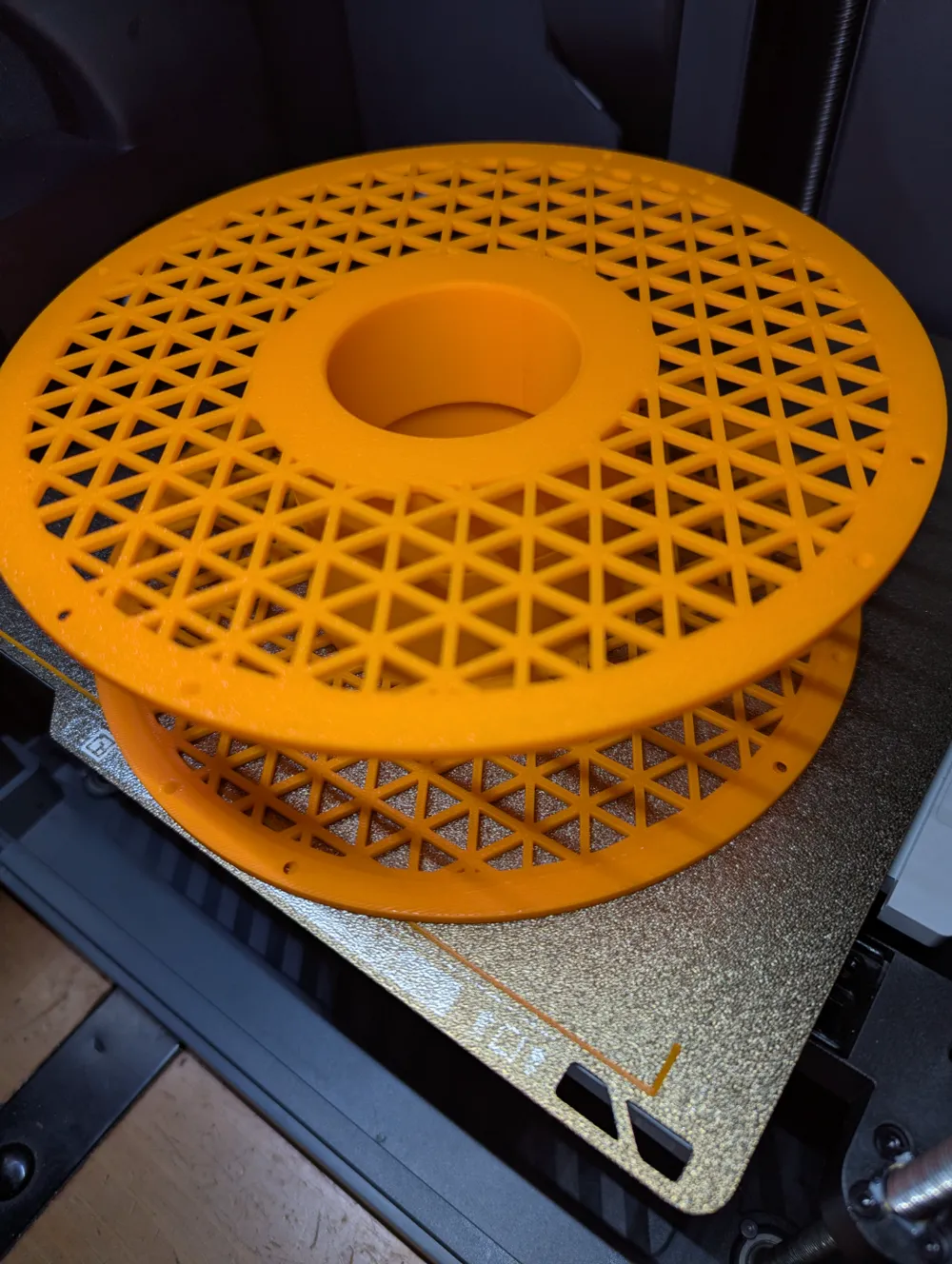 Bambu lab refill spool Triangle Remixed by BigDeX - MakerWorld