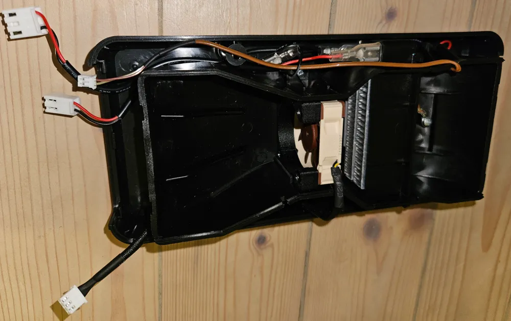 Angled Display and Faceplate Polymaker Polydryer by Kartan - MakerWorld