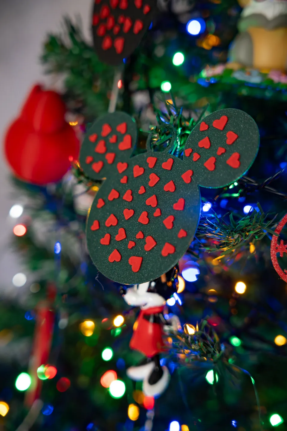 Mickey Mouse tree ornament with hearts by MeisterCraft - MakerWorld