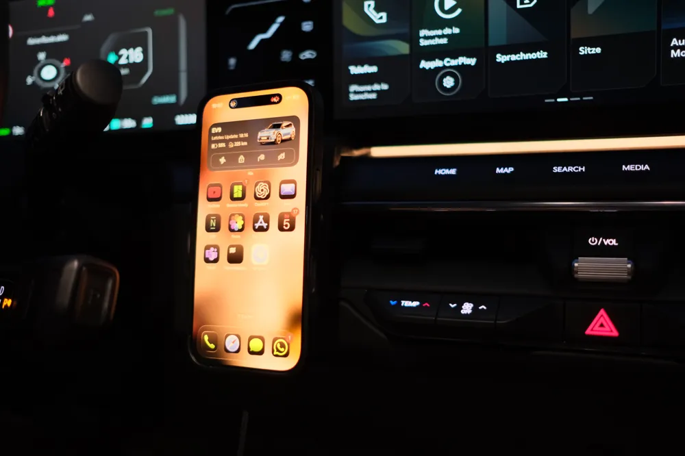 Phone Holder KIA EV9 Driver Side - Free 3D Print Model - MakerWorld