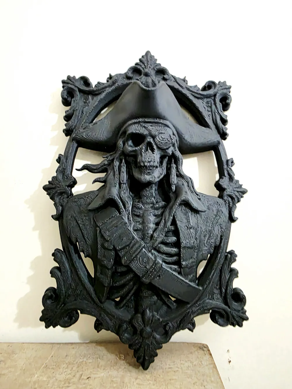 Pirate Captain - Wall Display - Free 3D Print Model - MakerWorld