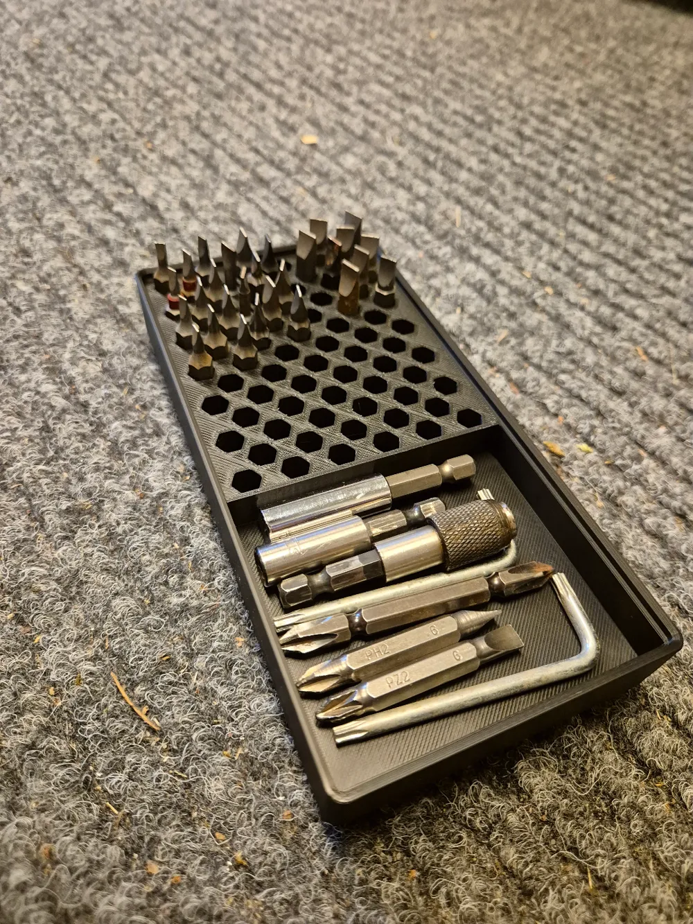 Hex Bit With a bin Gridfinity Refined Remixed by Tanjer45 - MakerWorld