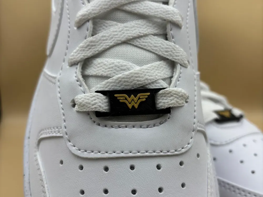 Sneaker Tag - Classic Wonder Woman by Ekta Labs - MakerWorld