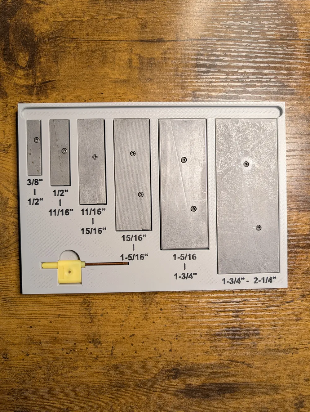 Adjustable Parallel Tray - Free 3D Print Model - MakerWorld