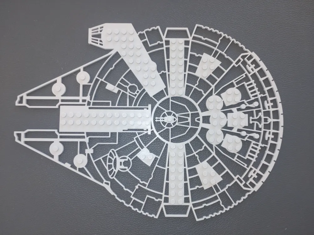 Star Wars Millennium Falcon Brick figure display by Seb - MakerWorld