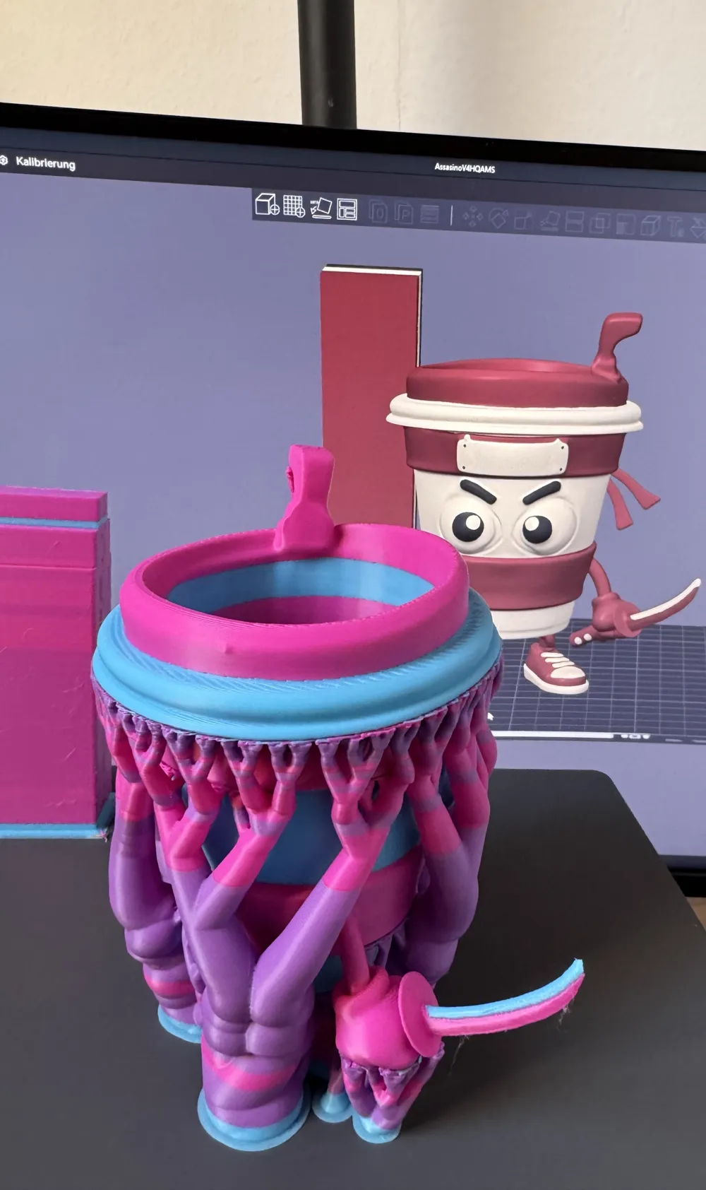Meme de Capuchino Asesino y Destrucción Cerebral - Modelo de impresión ...