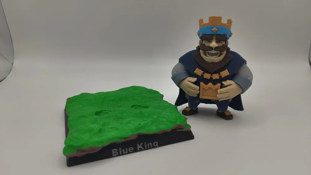 Blue King - Clash Royale - Free 3D Print Model - MakerWorld