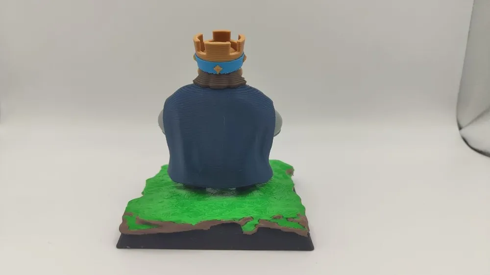 Blue King - Clash Royale - Free 3D Print Model - MakerWorld