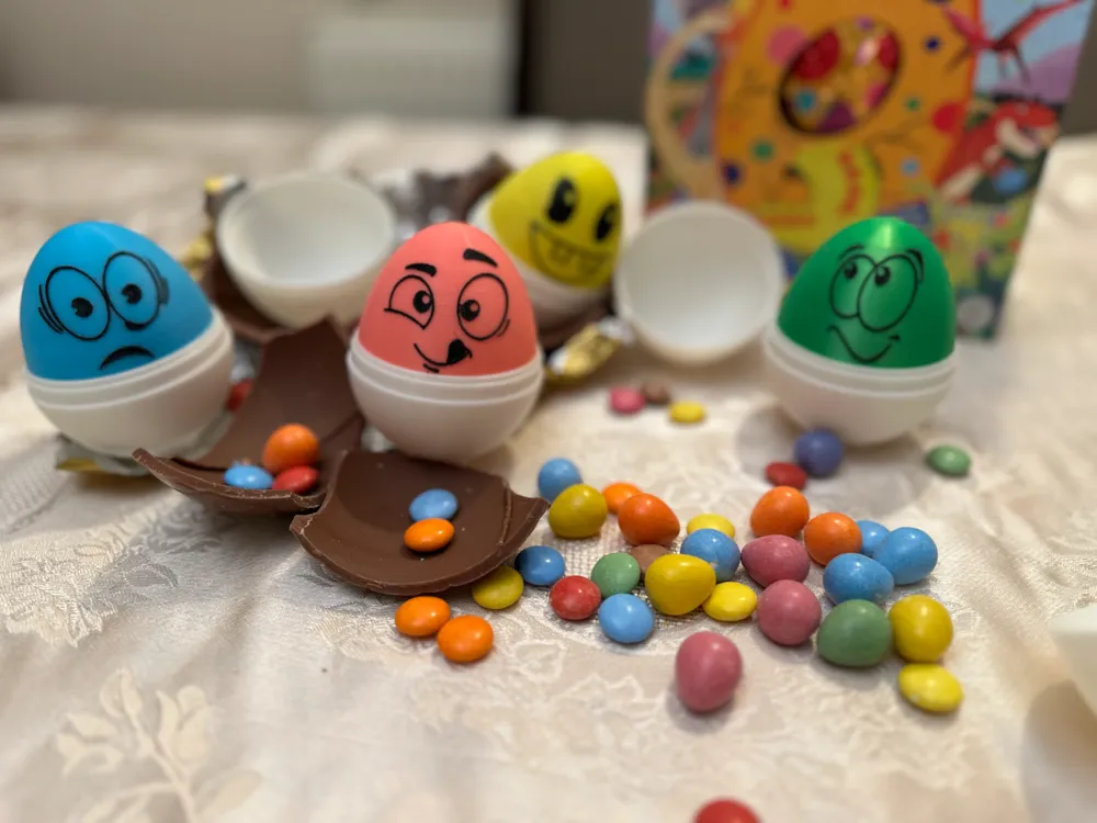 Silly Toy Eggs by Trickstyle - MakerWorld