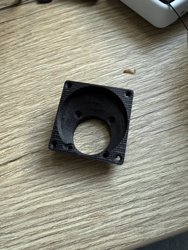 25mm 到 40mm Raspberry Pi POE Hat 風扇轉接器 - 免費 3D 列印模型 - MakerWorld