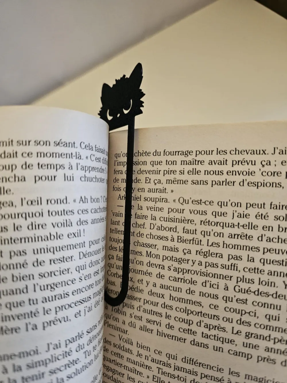 Bookmark Grumpy and cute cat by Ochbi - MakerWorld