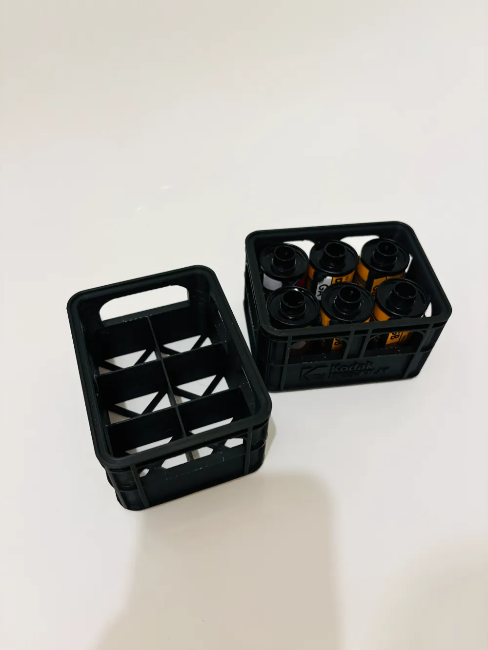 Caisse de films 35mm empilable - Kodak - Caisse de bière - Modèle d ...