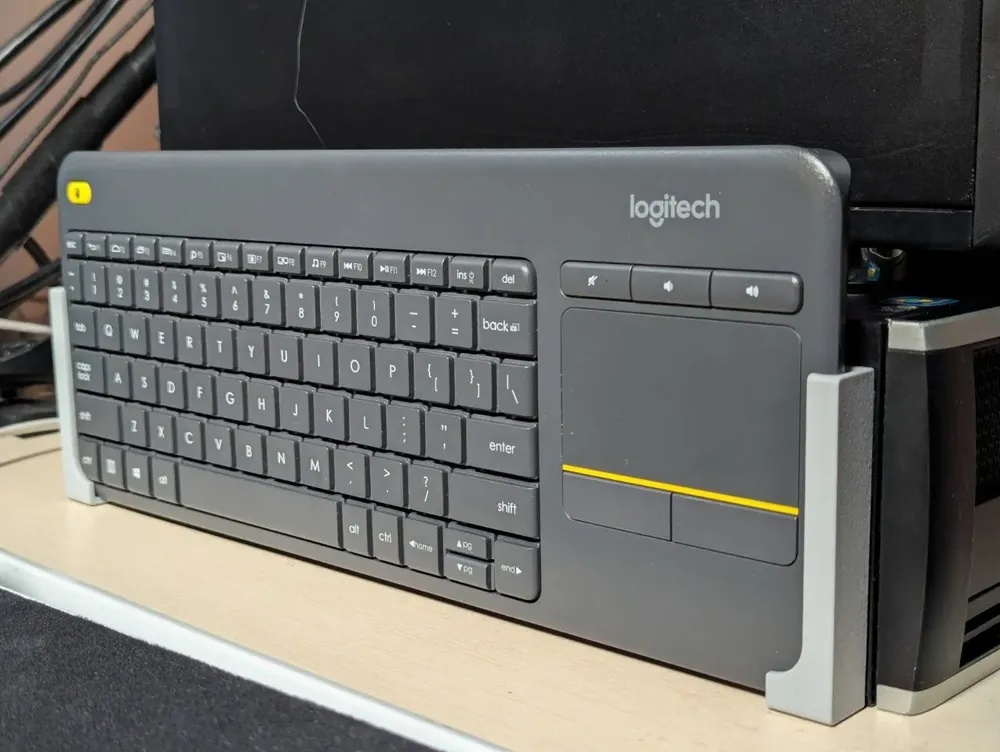 Logitech K400+ keyboard holder by Melkin - MakerWorld