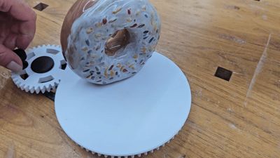 COMPACT MANUAL ROTARY TABLE by Darren - MakerWorld
