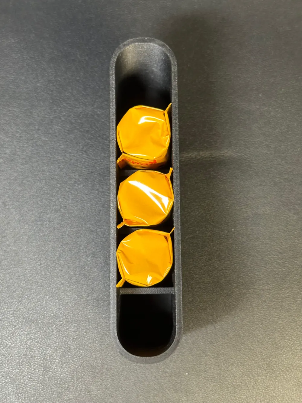 120 Film Holder Case With TPU Lid by Rad Dad Print Lab - MakerWorld