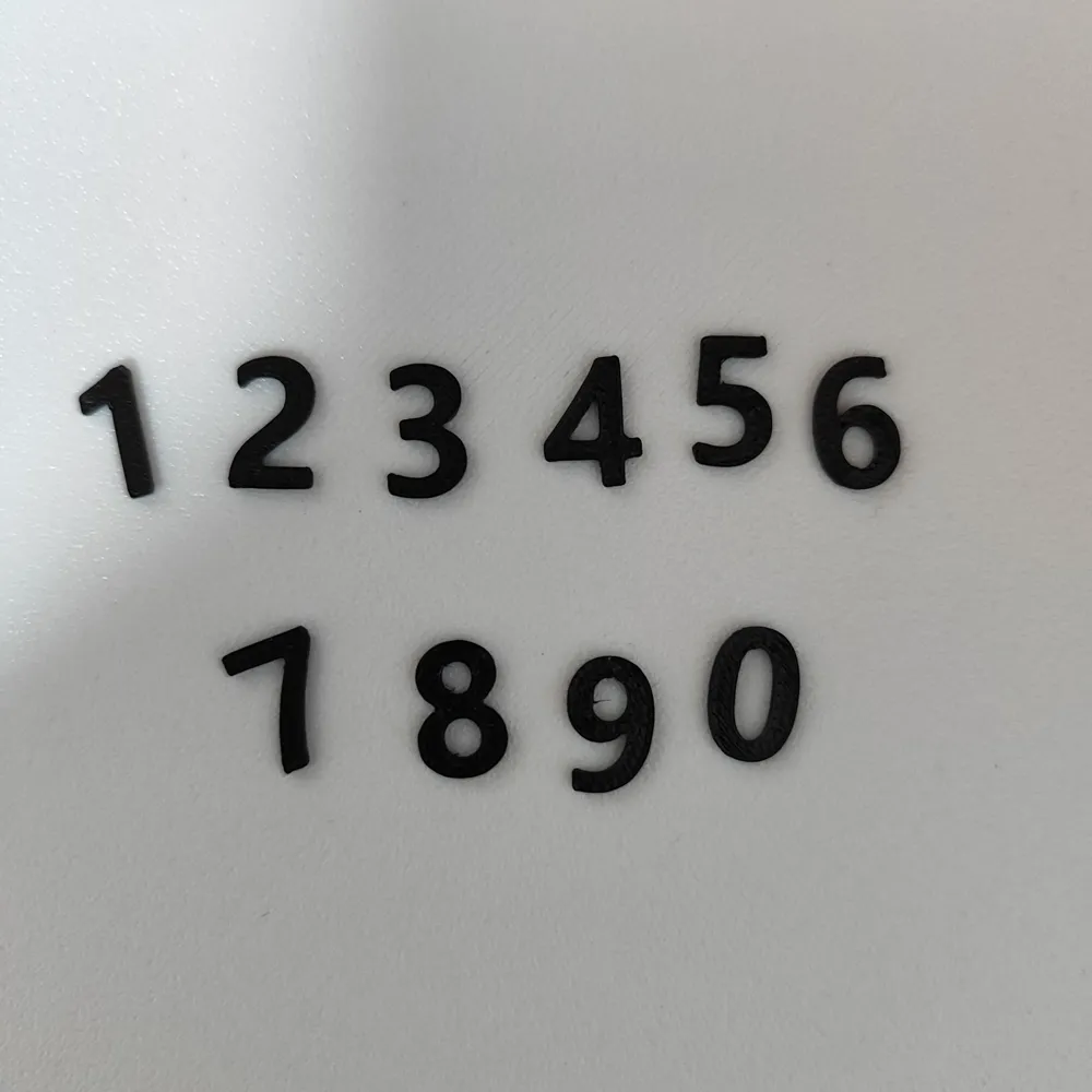 26 letras maiúsculas + 26 letras minúsculas + números 0-9 - Modelo ...