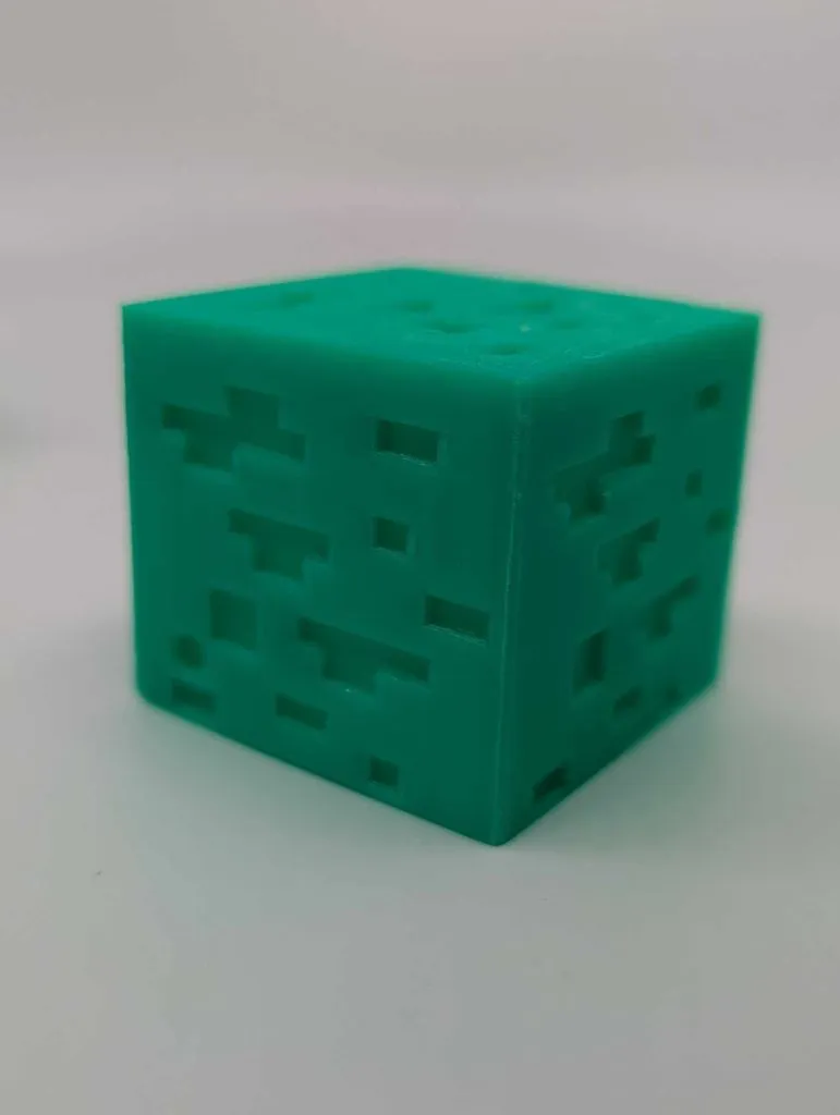 Minecraft ORE REPTILE BOX by SB MakerWorld: Download Free 3D Models