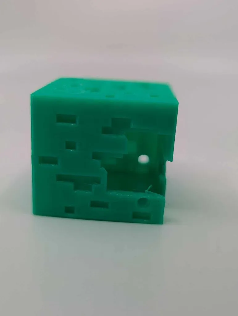Minecraft ORE REPTILE BOX by SB MakerWorld: Download Free 3D Models