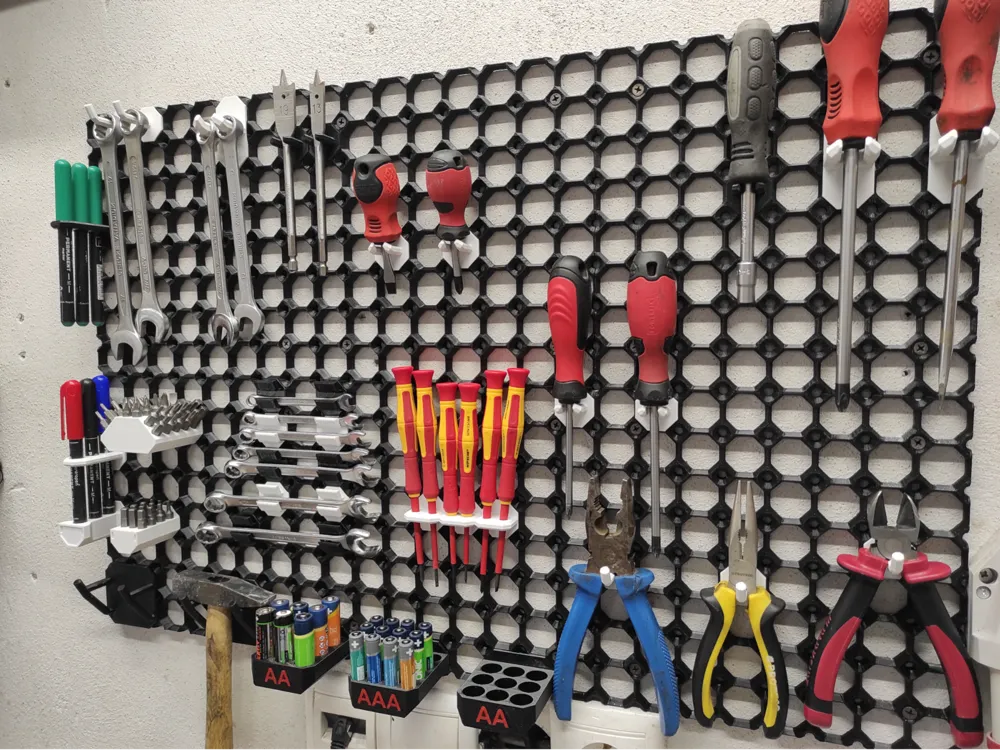 Modular workshop tool wall - OCTAGON by Yakuza MakerWorld: Download ...