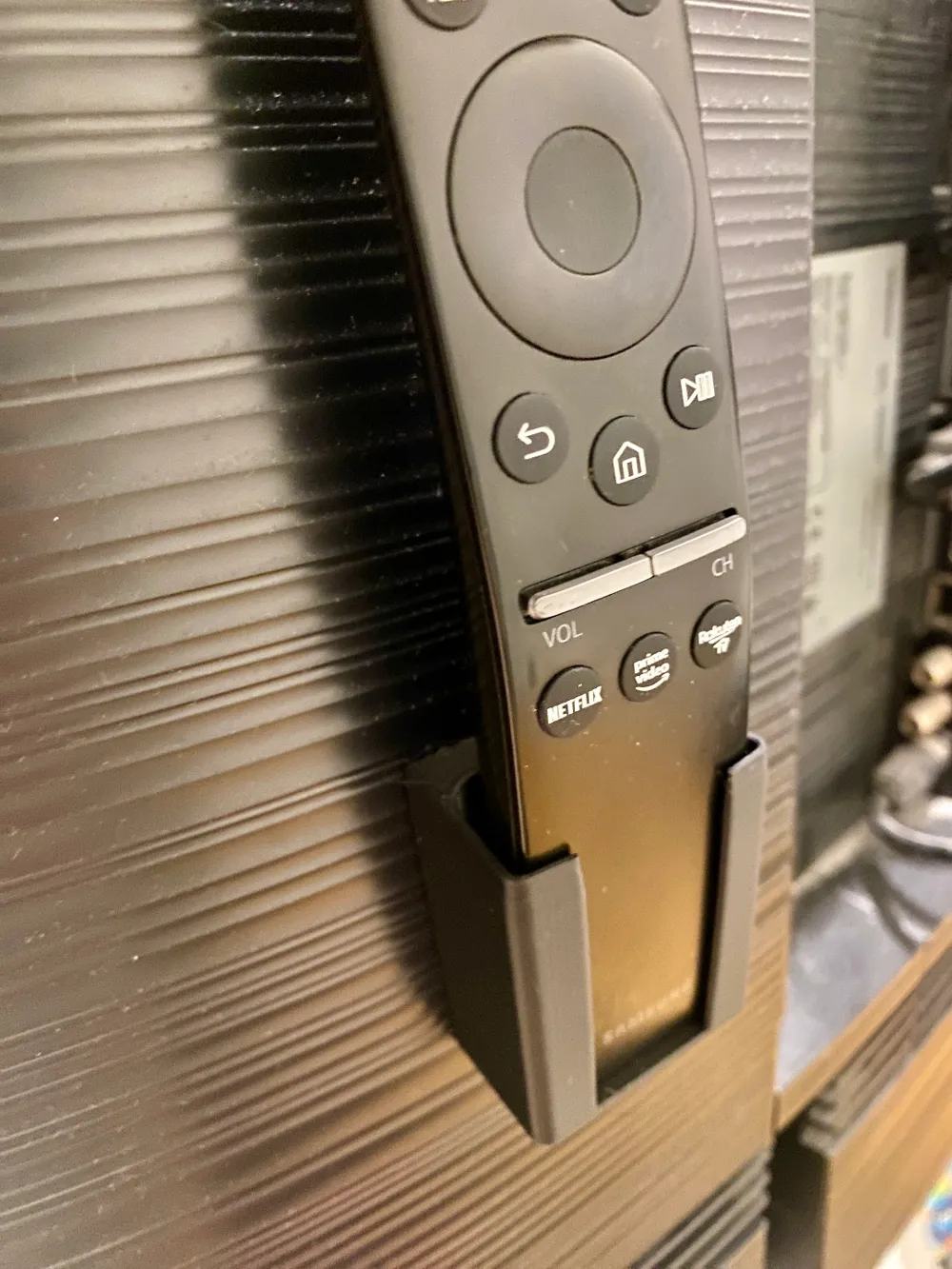Samsung remote control holder for back of TV - Free 3D Print Model ...