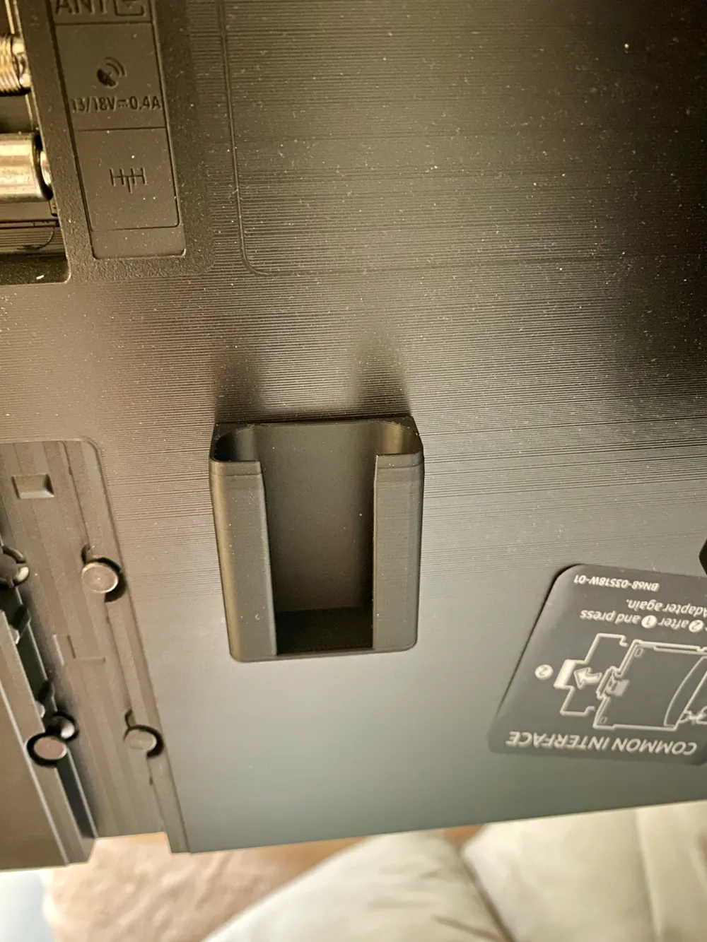 Samsung remote control holder for back of TV - Free 3D Print Model ...