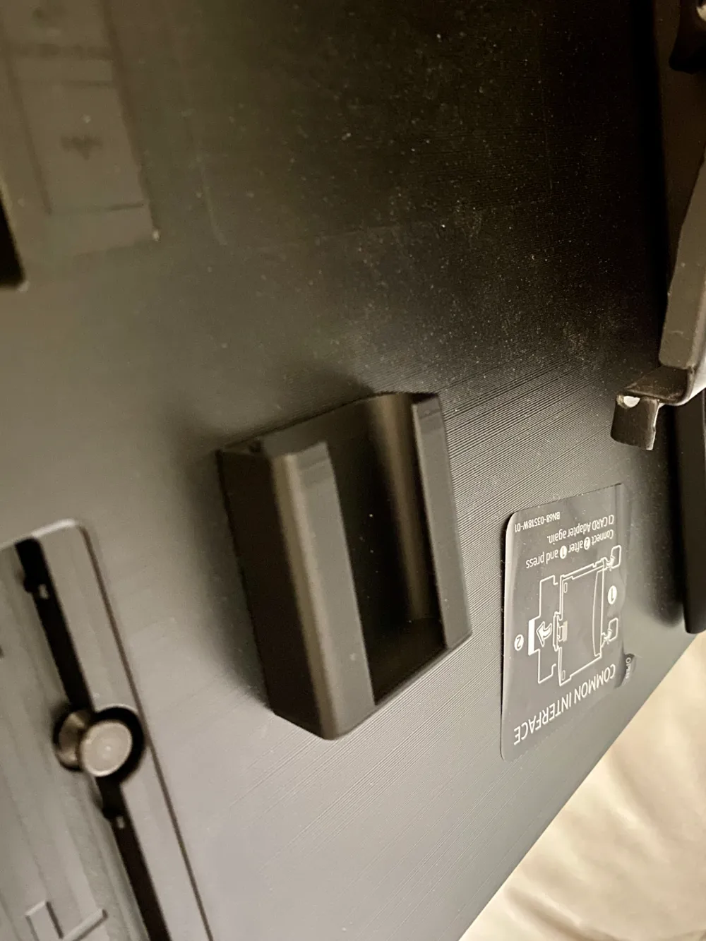 Samsung remote control holder for back of TV - Free 3D Print Model ...