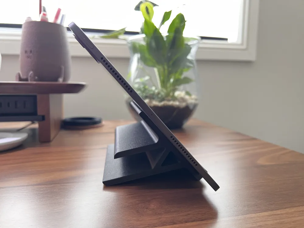 Omnidesk Desk Riser iPad/tablet/phone mount by nickollaamir MakerWorld ...