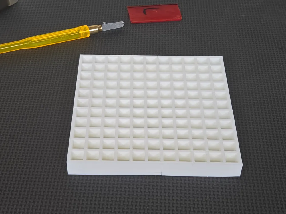 Infinite Stained Glass Cutting Grid / Board by Joey HyperionMakerWorld ...