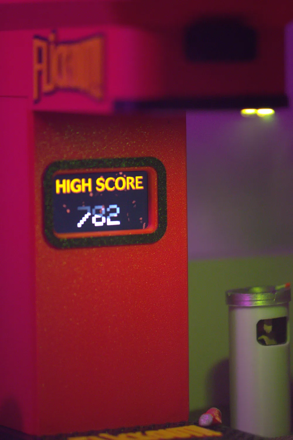 Flick-Out!! - Mini Arcade Punching machine by Guybrush MakerWorld ...