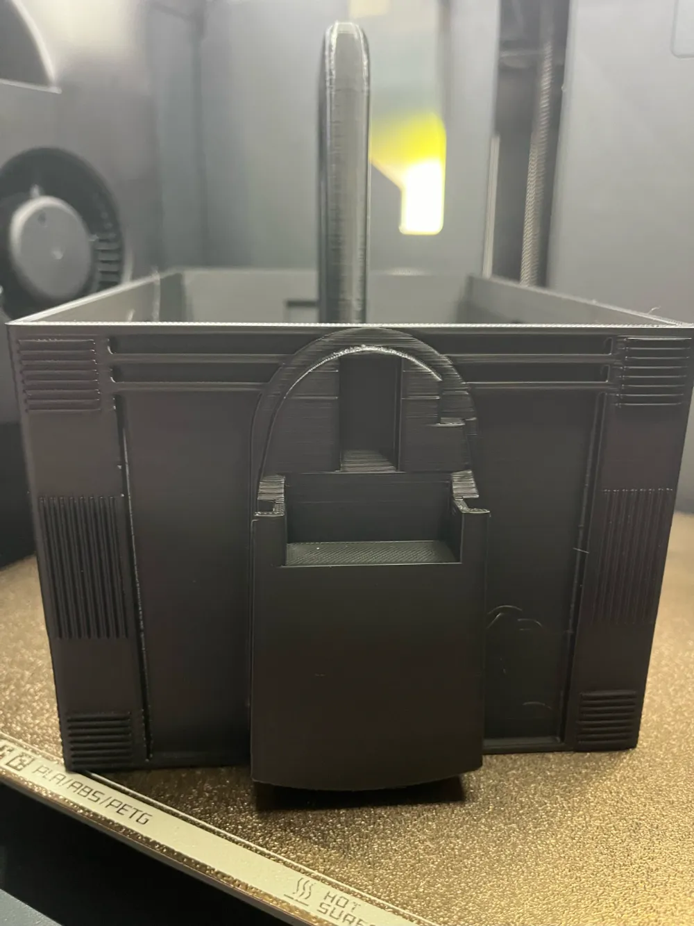 BOSCH POWER FOR ALL BATTERY BEER CASE Remixed by Howard-DK - MakerWorld