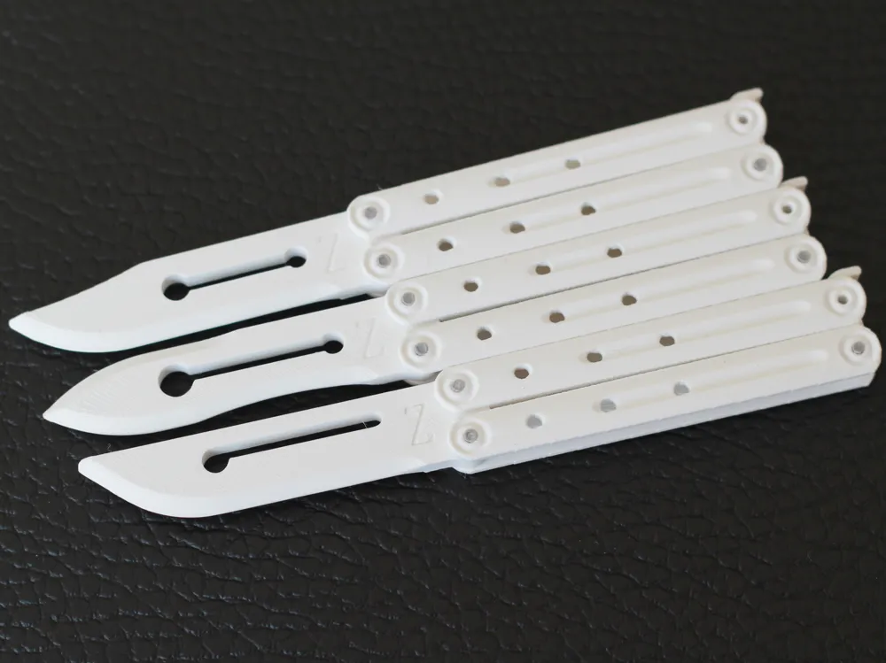 Butterfly Knife Gen 4 mini - assembled with filament, only 10g - Free ...