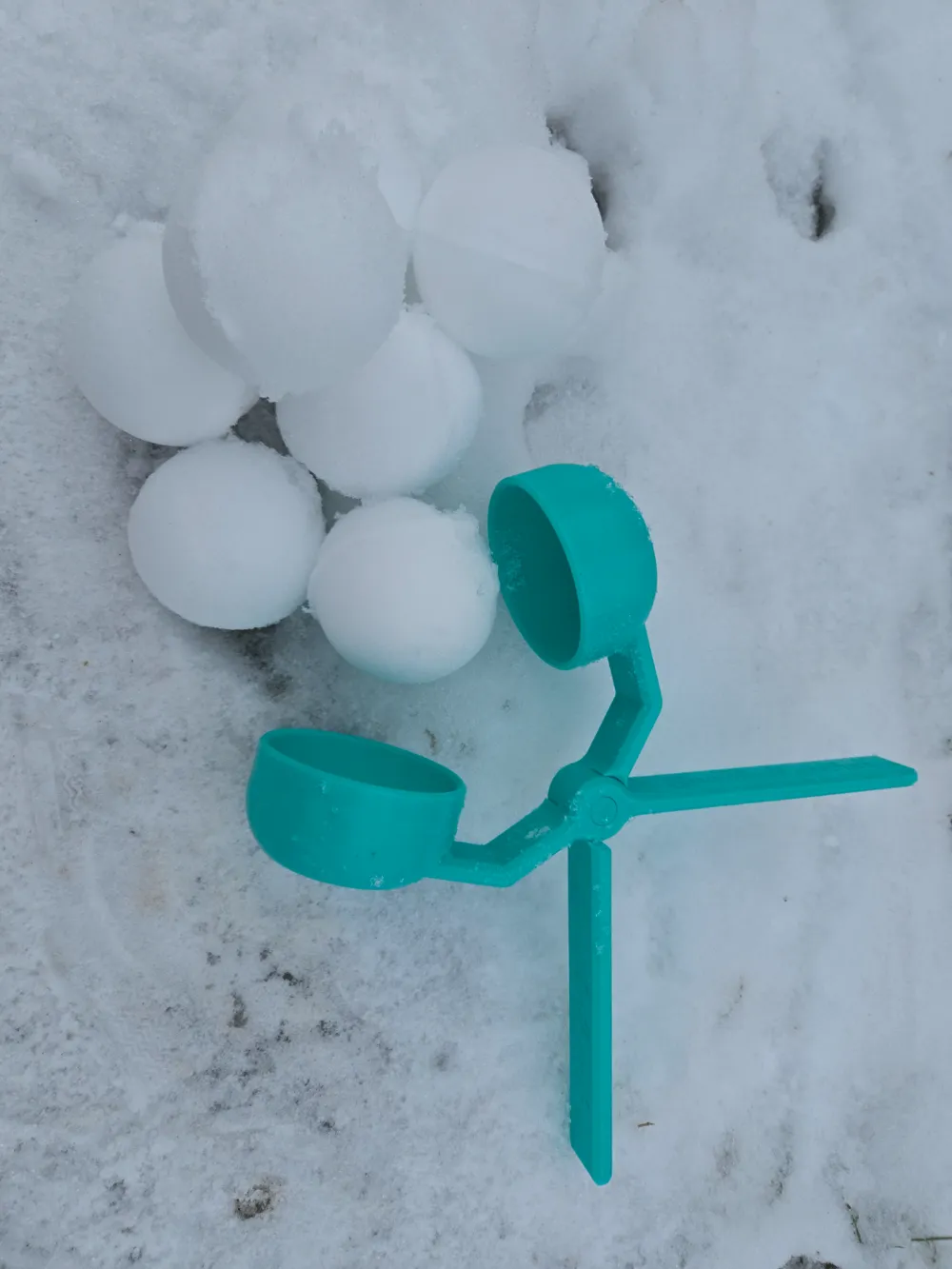 Snowball maker by 3Dcrabi - MakerWorld