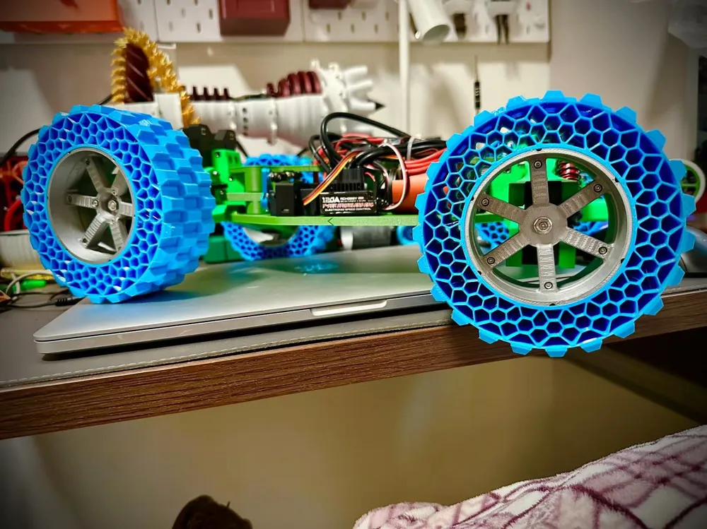 1:10 RC Car Monster Truck Fun Pack robak-v2.2.0-remix Remixed by ...