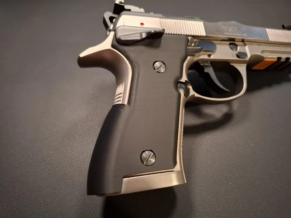 Wrap around grips for Beretta 92x performance by Beerded Studio ...