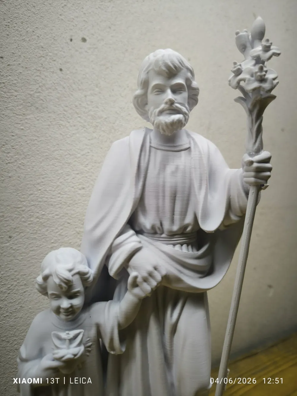 Saint Joseph with Jesus – Decorative Statue - Free 3D Print Model ...