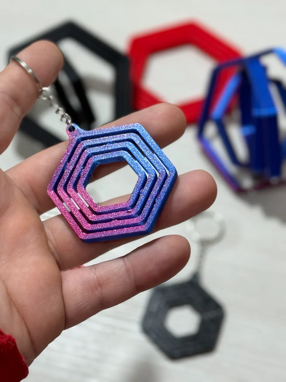 Hexagon rotation keychain Remixed by Mc2_project3D - MakerWorld