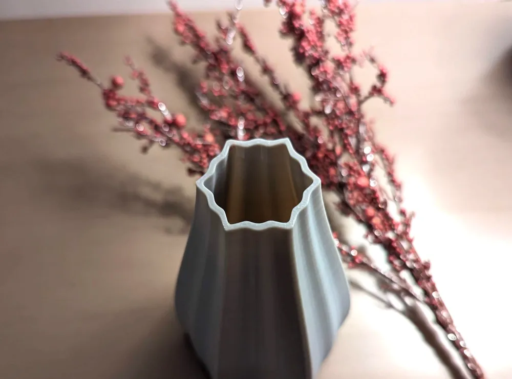 Fluted Vase by Ken Mills - MakerWorld